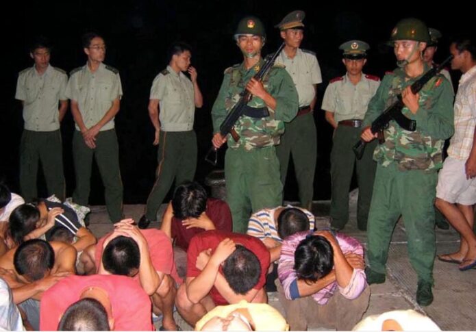 【イタリア】中国人密入国者のあっせん組織を摘発 - jnnavi