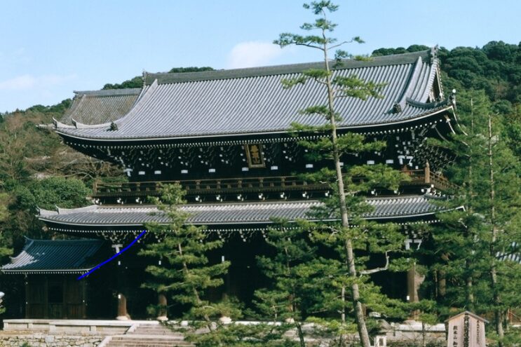 【京都・国宝指定】《知恩院の三門》が損壊！→目撃情報なく府警捜査 - jnnavi