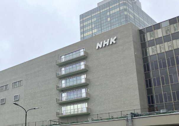 【謝罪】NHK、中国籍の外部スタッフが「尖閣は中国の領土」などと原稿にない不適切発言 - jnnavi