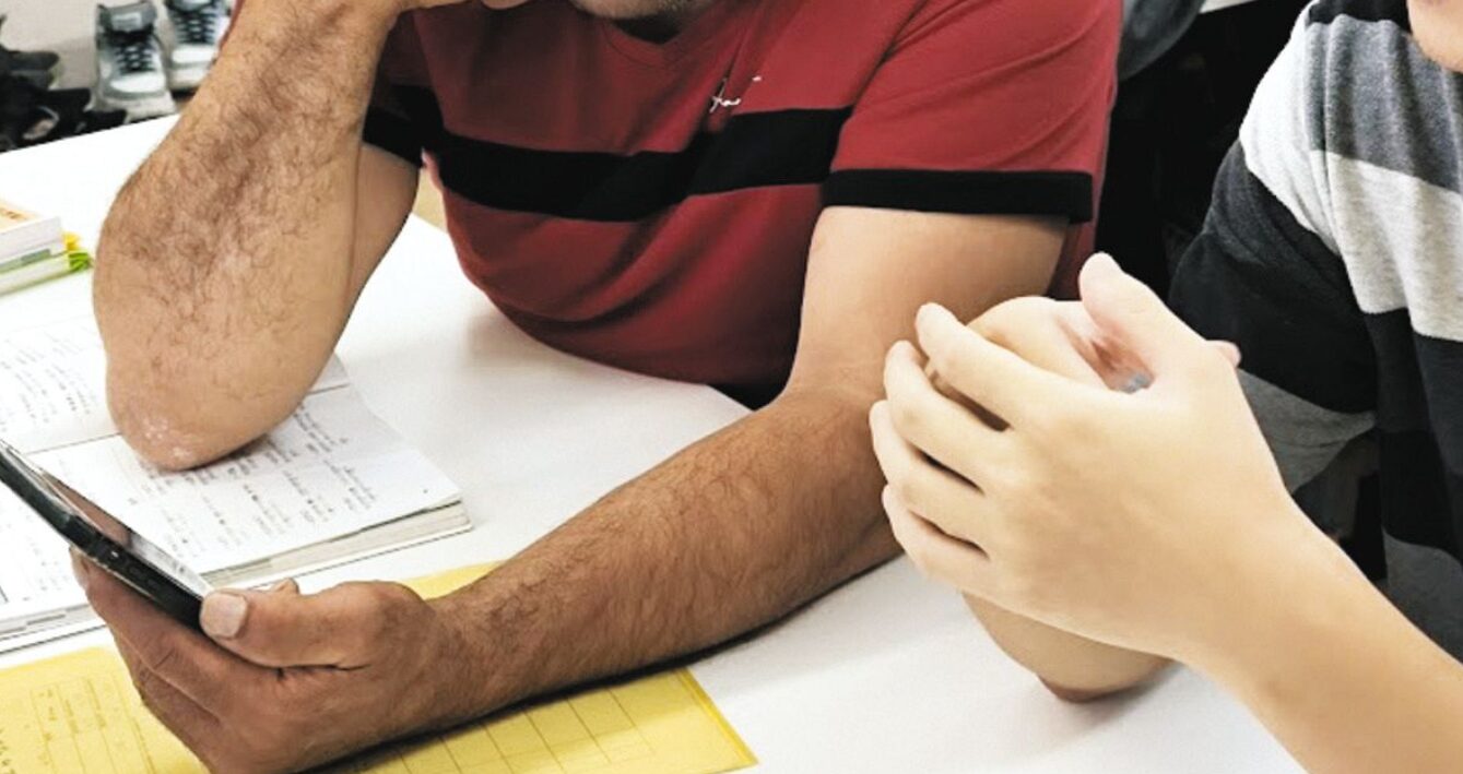 クルド人男性が4年間かけ資格試験に合格 在留資格なくても「日本の役に立てば認めてもらえる」と信じて…[東京新聞] - jnnavi